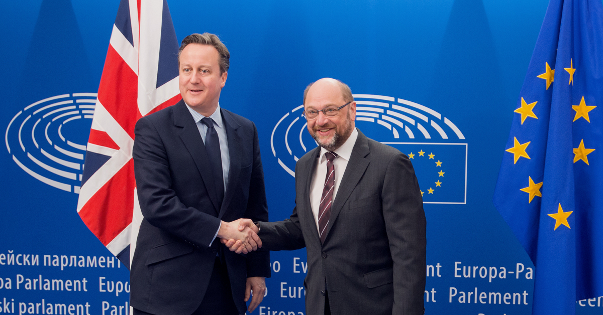 Hard//hoofd - Hard//Talk: Het Britse rookgordijn